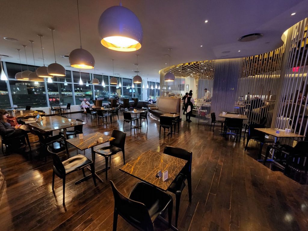 Trip Notes: Flying Business Class On An El Al Dreamliner From JFK To ...