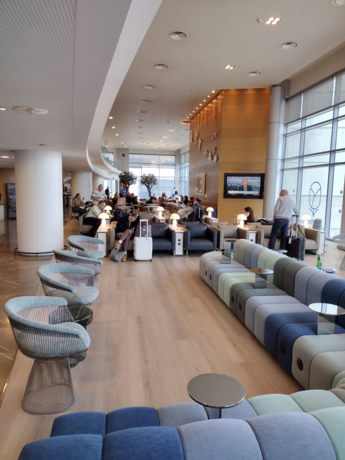 [Lounge Reopened] El Al Closes King David Lounge For Renovations ...